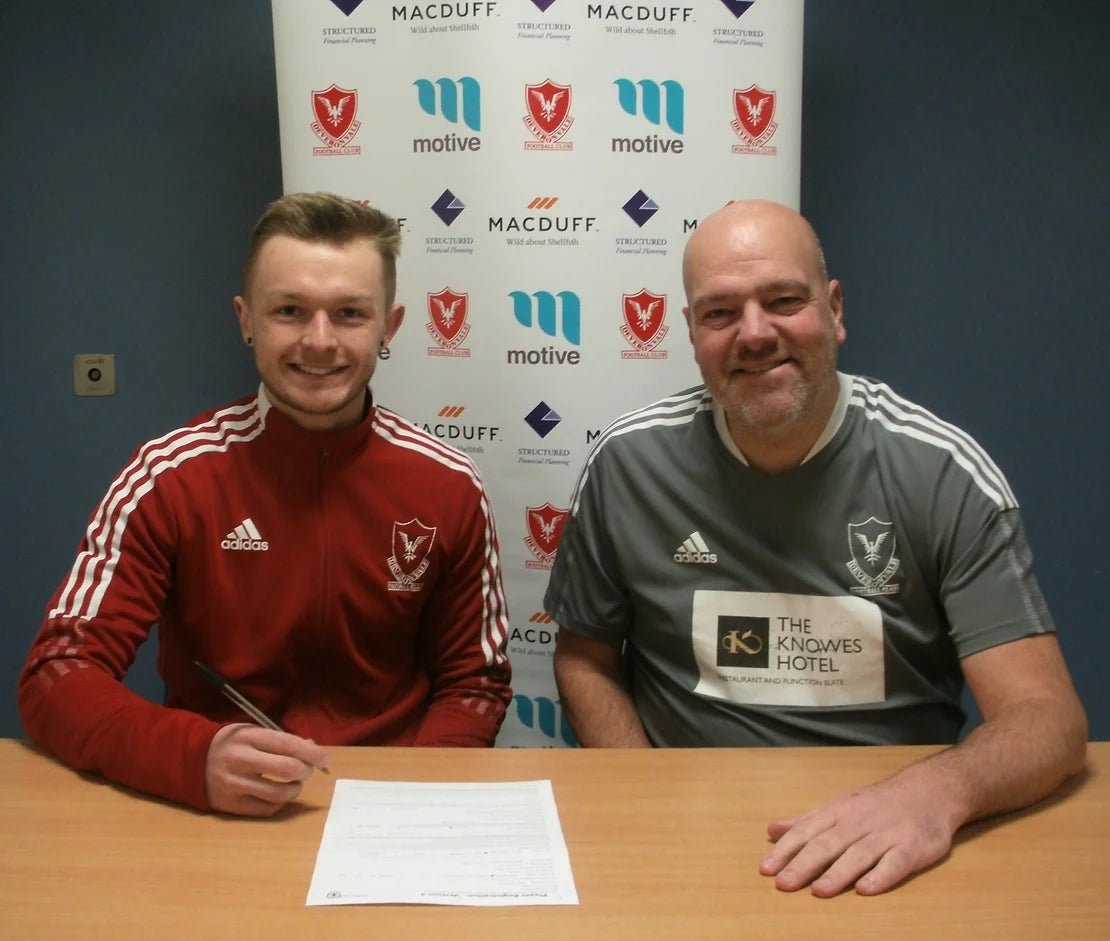 Rogan Read Signs Contract Extension – Deveronvale Football Club